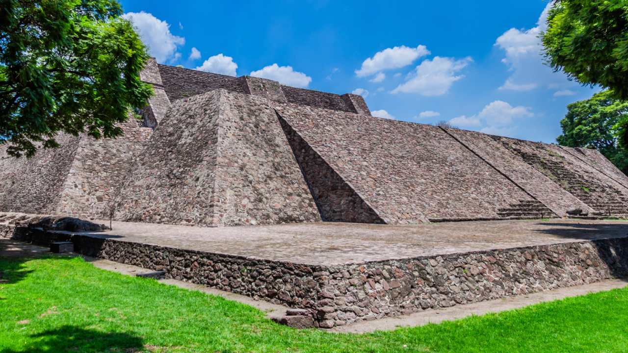 Escápate a la Zona Arqueológica de Tenayuca | Camino Real